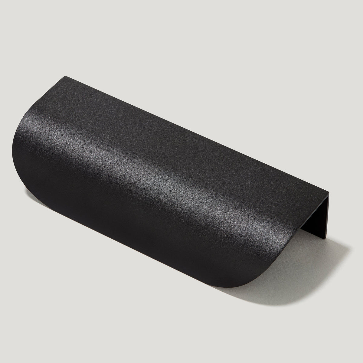 Black Lip Pull | Lip Pulls – Plank Hardware